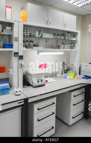 Clean room, Chemical laboratory Stock Photo - Alamy