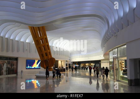 The o2 Arena, Peninsula Square, London SE10 0DX, Nov 2018 Stock Photo ...