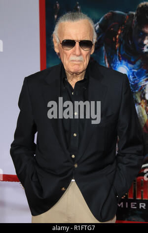 24 April 2013 - Hollywood, California - Manuela Arbelaez, Gwendolyn ...