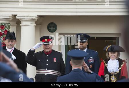 Councillor Sarah Gifford (right), Mayor of Huntingdon, presents U.S ...