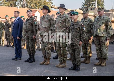 U.S. Army Lt. Col. Max E. Caylor, the incoming commander of 1st ...