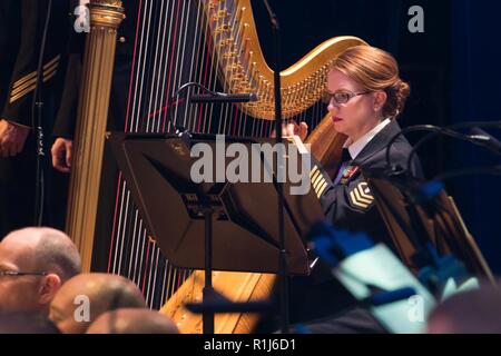 BETHESDA, Md. (Oct. 04, 2018) Musician 1st Class Chelsi Vanderpol ...