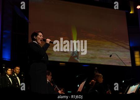 BETHESDA, Md. (Oct. 04, 2018) Musician 1st Class Chelsi Vanderpol ...