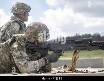 After a morning of zeroing their weapon systems, Red Bull Soldiers of ...