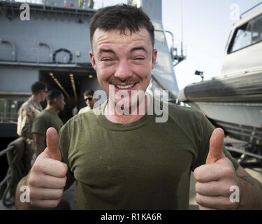 U.S. Marines with 1st Network Battalion, Marine Corps Cyberspace ...