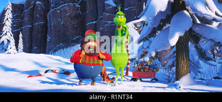THE GRINCH, (aka DR. SEUSS' THE GRINCH), from left: Axl (voice: Ramone ...