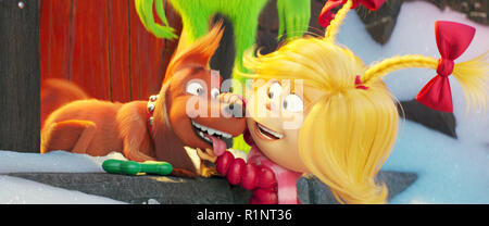 THE GRINCH, (aka DR. SEUSS' THE GRINCH), from left: Axl (voice: Ramone ...