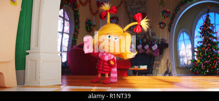 THE GRINCH, (aka DR. SEUSS' THE GRINCH), from left: Axl (voice: Ramone ...