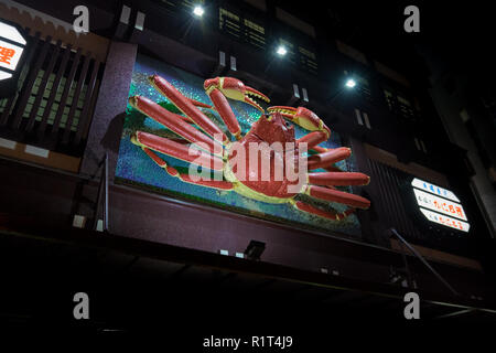 The famous crab sign outside the Kani Doraku crab restaurant in the ...