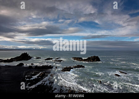 Cobble Beach at Yaquina Head in OR Stock Photo - Alamy