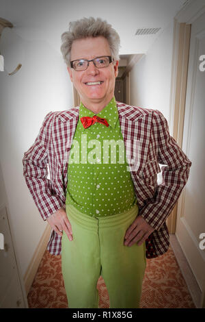Clueless Blind Date Shows Up Poorly dressed, USA Stock Photo - Alamy