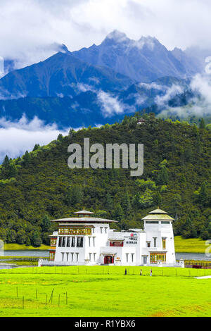 Nyingchi, Nyingchi, China. 15th Nov, 2018. Nyingchi, CHINA-Nyingchi ...