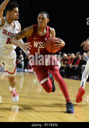 Washington State guard Jervae Robinson (1) celebrates at the end of an ...