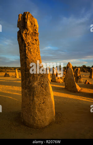 Sunset Pinnacles Desert Stock Photo - Alamy