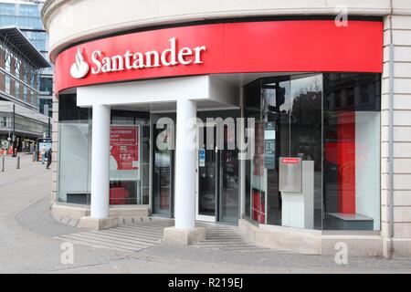 Exterior of Santander Bank, Manchester, England, UK Stock Photo - Alamy