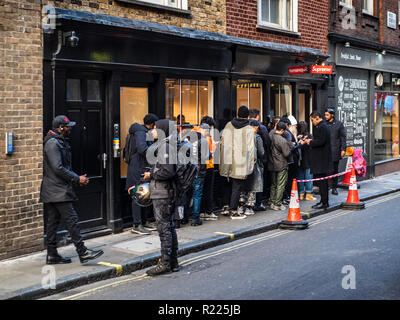 Supreme shop in Soho, London, with queue outside picture by Gavin ...