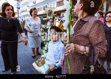 Damascus, Syria : Syrian Catholic Christians on procession through the ...