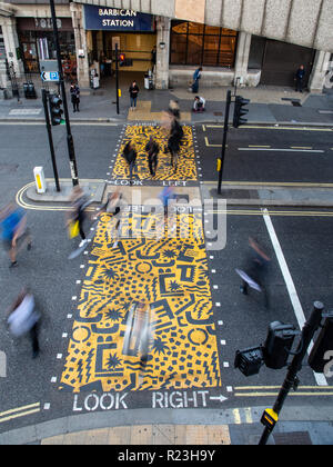 Pelican crossing on a british road Stock Photo - Alamy