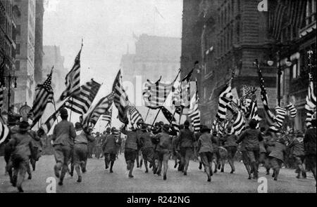 American soldiers at the declaration of War in 1917; New York City ...