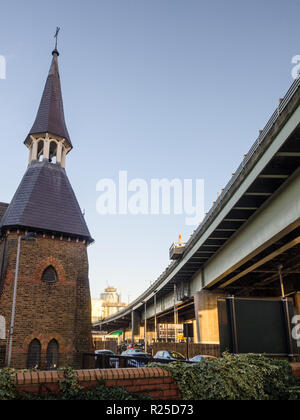 M4 flyover motorway, Brentford, London Borough of Hounslow, Greater ...
