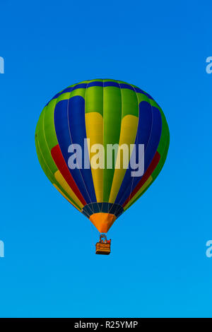 Hot air balloon in front of the blue sky Stock Photo - Alamy