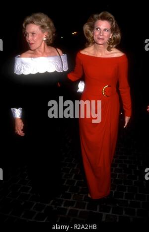 Candice Bergen and Frances Bergen at the 50th Golden Globe Awards, held ...