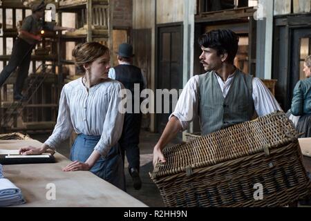 CAREY MULLIGAN, BEN WHISHAW, SUFFRAGETTE, 2015 Stock Photo - Alamy