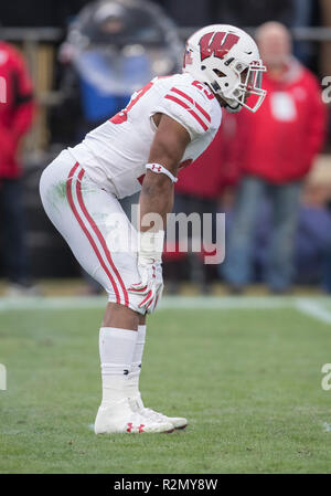 Wisconsin running back Jonathan Taylor runs the 40-yard dash at the NFL ...