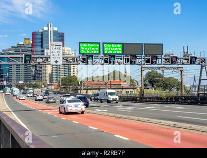 Traffic on Cahill Expressway over Sydney Harbour Bridge Sydney NSW ...
