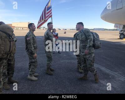 U.S. Army Lt. Col. Ian J. Jarvis (Left), 79th Explosive Ordnance ...