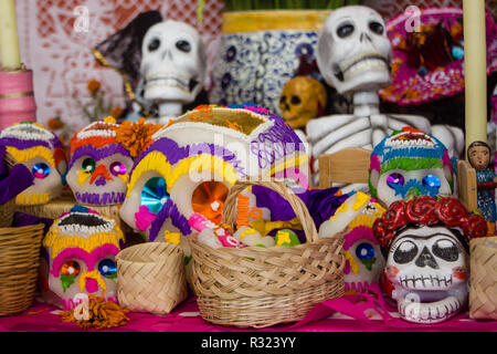 Day of the Dead candies in Mexico City market Stock Photo - Alamy