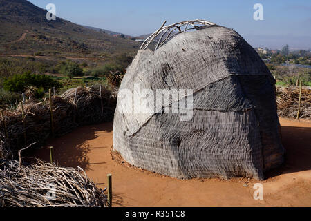 A typical 'skerm' or shelter built by Bushmen (San) in the Karoo Desert ...