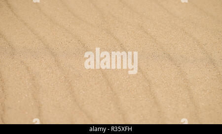 Diagonal waves of sand. Sandy texture background Stock Photo - Alamy