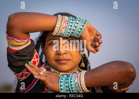 Indian Gypsy Pushkar Rajasthan India Stock Photo - Alamy