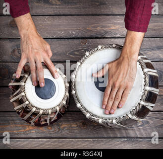 Man playing the tabla Stock Photo - Alamy