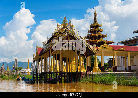 Jetty on Inle Lake, Shan State, Myanmar Stock Photo - Alamy