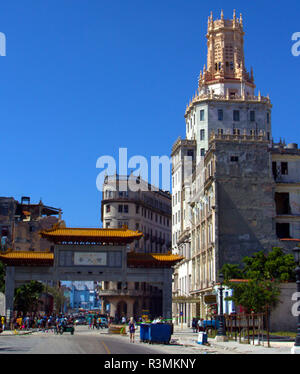 Barrio Chino: Chinatown in the Caribbean, Havana, Cuba Stock Photo - Alamy