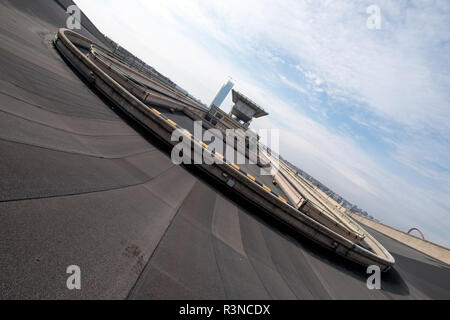 The FIAT rooftop test track on top of the Lingotto building ,now a ...