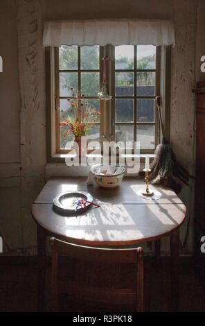 Old kitchen from the 19th century Stock Photo - Alamy
