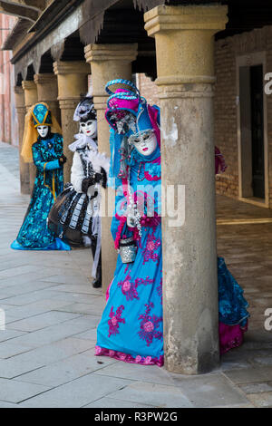Venice, Italy. Carnival with models dressed in costumes and masks Stock ...