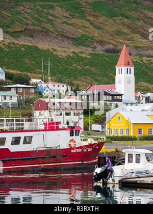 Harbor in Siglufjordur on the Trollaskagi peninsula in Iceland ...