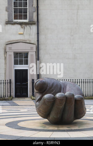 The Wishing Hand sculpture by Dublin artist Linda Brunker in the ...