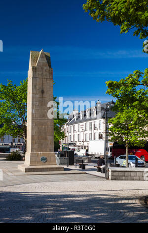 Ireland,County Donegal, Donegal Town, The Diamond with Obelisk which ...