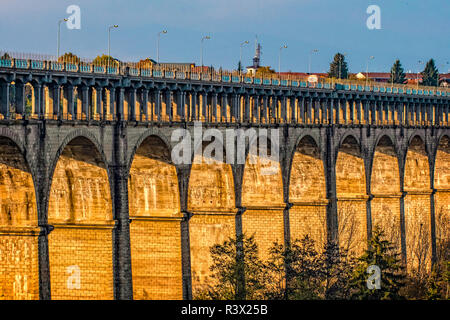 Cuneo, Piedmont, Italy : The Soleri viaduct, it is a promiscuous road ...