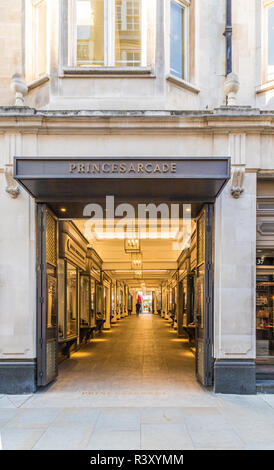 Exterior view of Princes Arcade in Piccadilly Stock Photo - Alamy