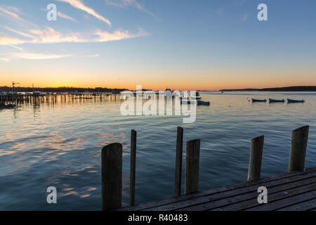 Sunrise over the harbor in Jonesport, Maine Stock Photo - Alamy