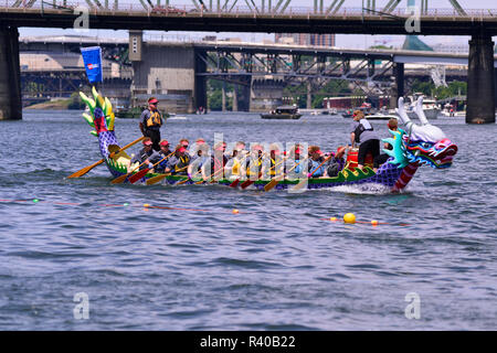 Dragon boat on Willamette River, World Beat Festival, Riverfront Park ...