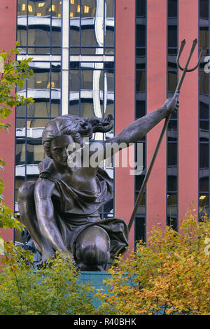 Portlandia statue, Portland, Oregon Stock Photo - Alamy