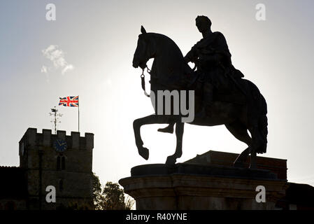 statue of King William III of England outside Kensington Palace in ...