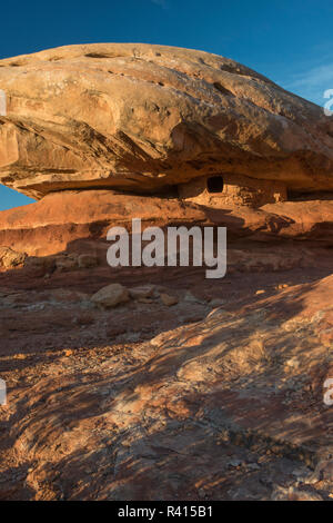 Caprock Ruin, Cedar Mesa, Bears Ears National Monument, Utah Stock ...